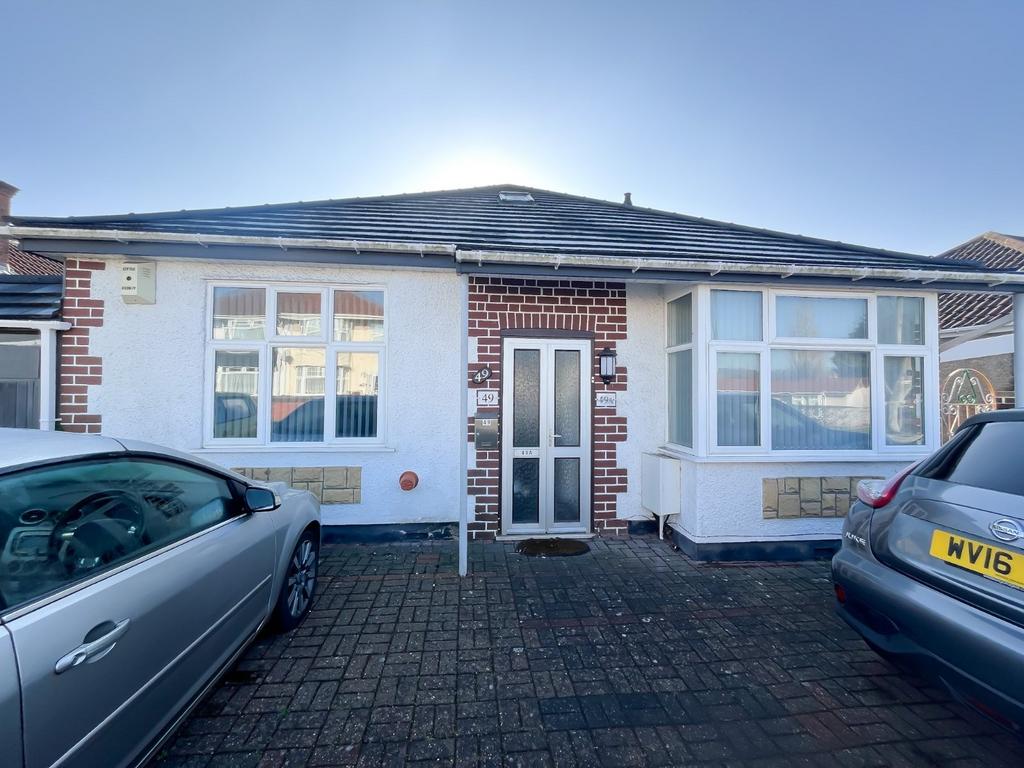 Risdale Road, Bristol, BS3 2 bed bungalow - £1,250 pcm (£288 pw)