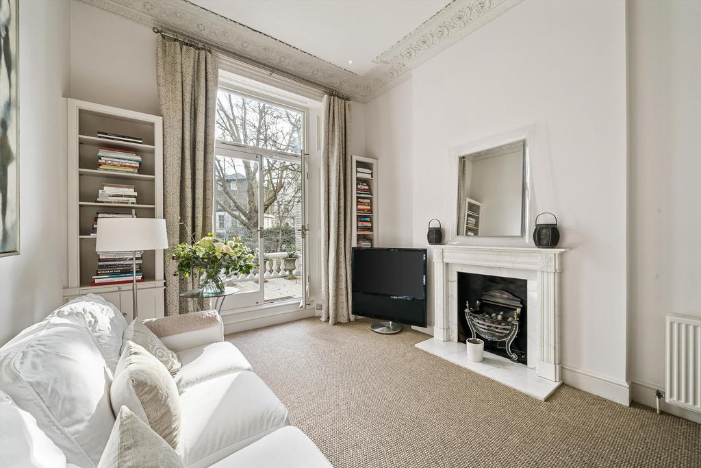 Stanley Crescent, Notting Hill... 1 bed flat - £6,500 pcm (£1,500 pw)
