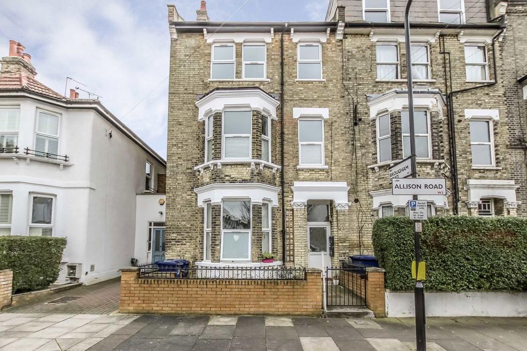 Allison Road, London W3 1 bed flat - £1,746 pcm (£403 pw)