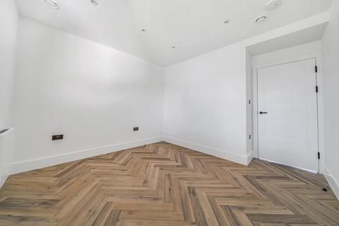 Flats To Rent In Weybridge | OnTheMarket