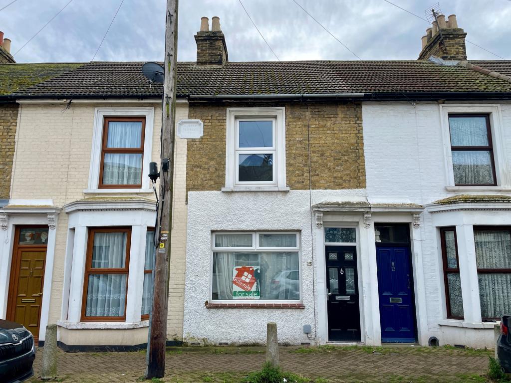 15 Unity Street, Sheerness, Kent 3 bed terraced house - £100,000