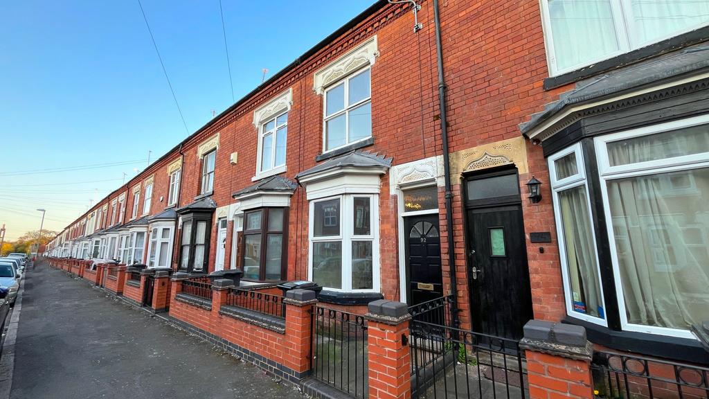 Cranmer Street, Leicester LE3 3 bed terraced house - £1,000 pcm (£231 pw)
