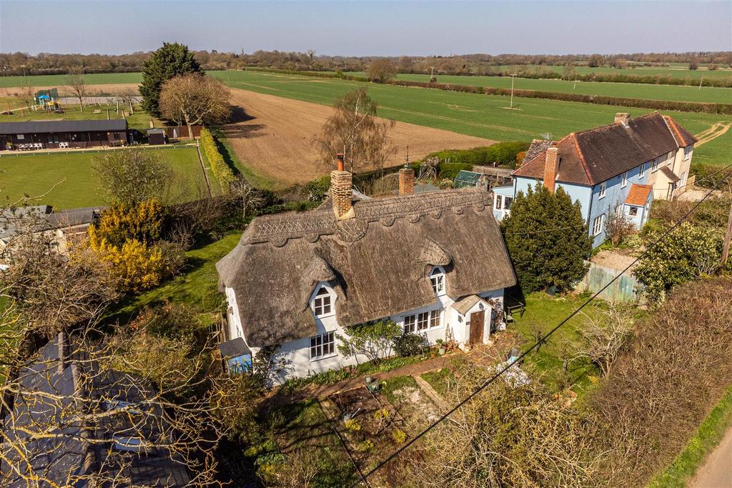 Water Lane, Radwinter CB10 4 bed detached house for sale - £525,000