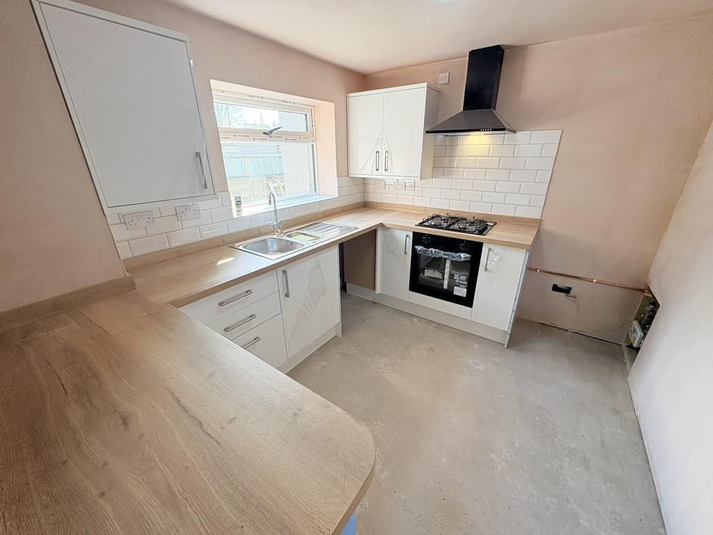 St. Teilo Street, Pontarddulais, Swansea 3 bed end of terrace house - £ ...