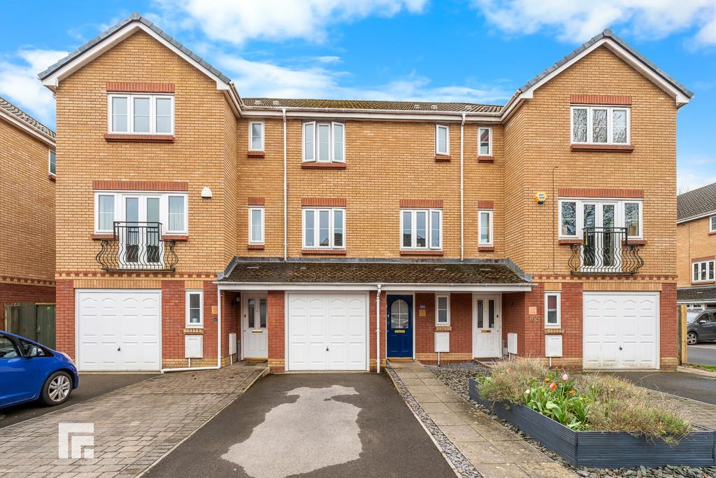 Wyncliffe Gardens, Pentwyn, Cardiff 3 bed townhouse - £335,000