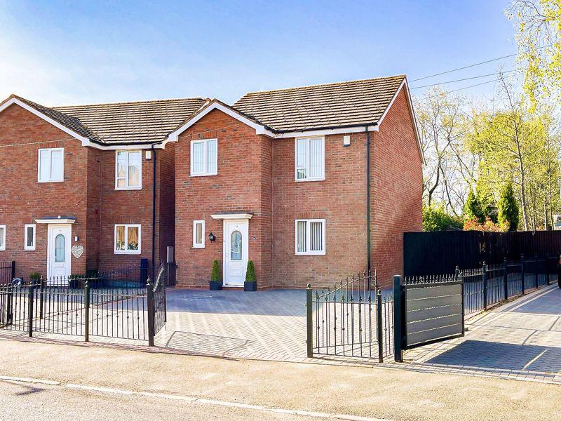 Hall Green Street, Bilston, WV14 8TH 3 bed detached house for sale - £ ...
