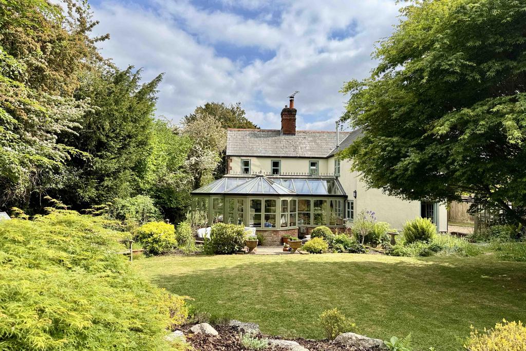 Lover, Redlynch, Salisbury... 4 bed detached house for sale - £958,500