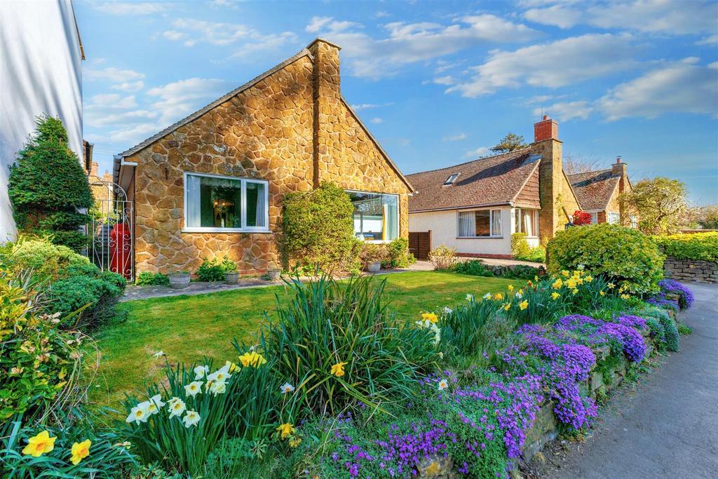 2 Main Street, Tysoe CV35 2 bed detached bungalow - £425,000
