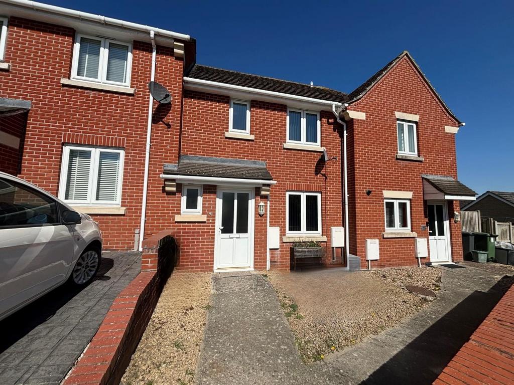 Colne Road, Halstead CO9 2 bed terraced house for sale - £250,000