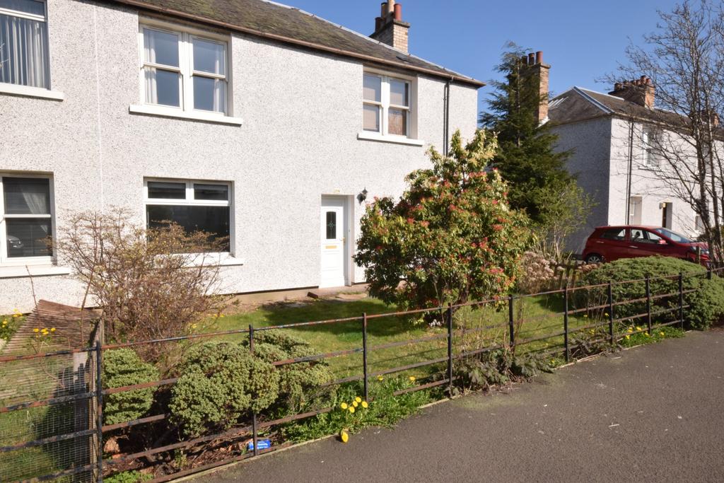 Darnhall Drive, Perth, Perthshire... 2 bed apartment - £800 pcm (£185 pw)