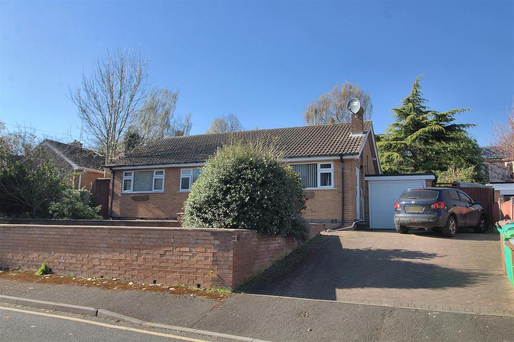 First Avenue, Sherwood Rise, Nottingham 2 bed detached bungalow for ...