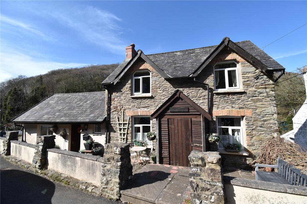 Barbrook, Lynton, Devon, EX35 3 bed detached house for sale - £440,000