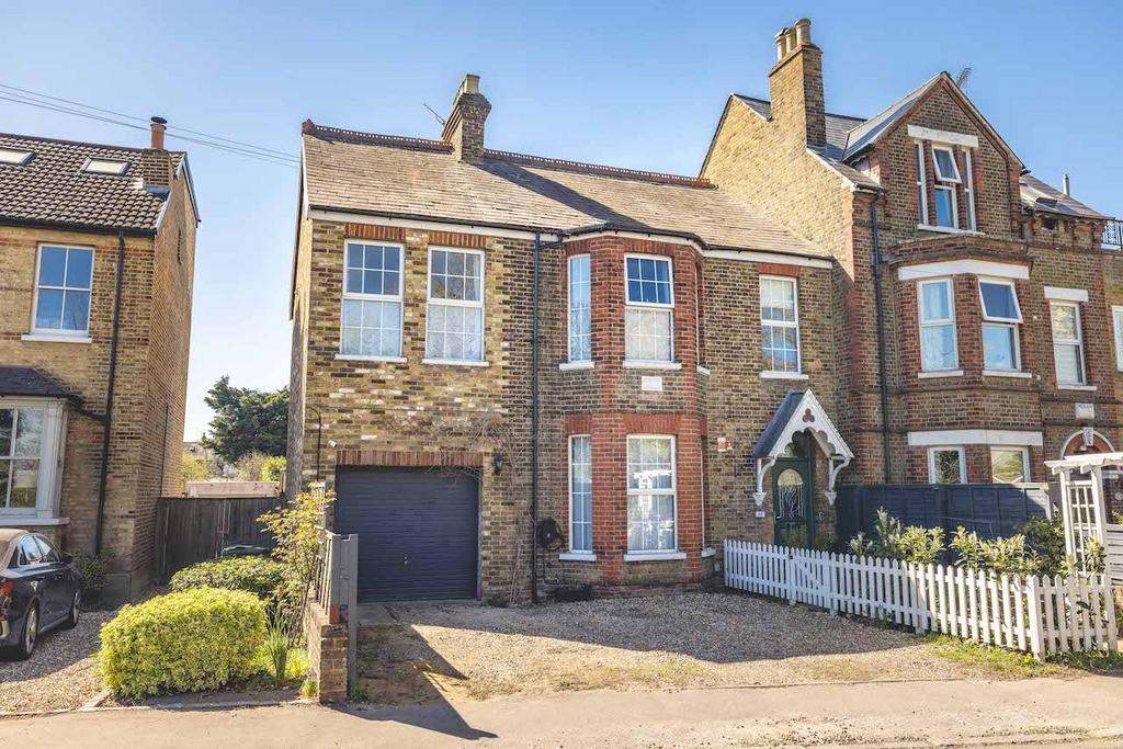 Slough Road, Datchet SL3 5 bed semi-detached house - £1,200,000