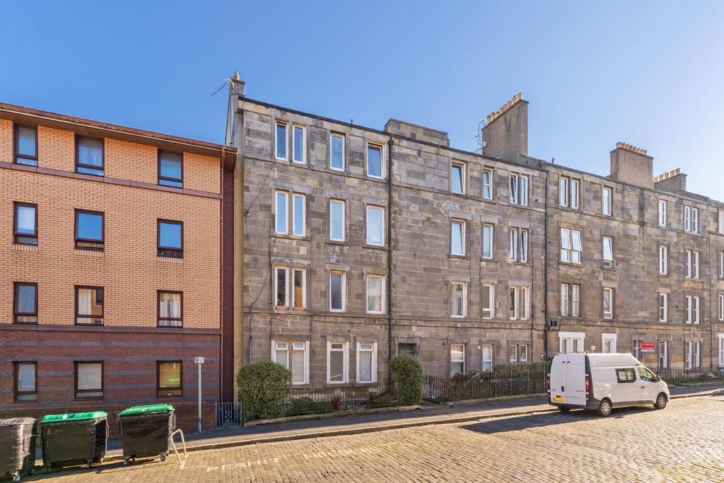 29/5 Springwell Place, Dalry, EH11 2HX 1 bed flat for sale - £170,000