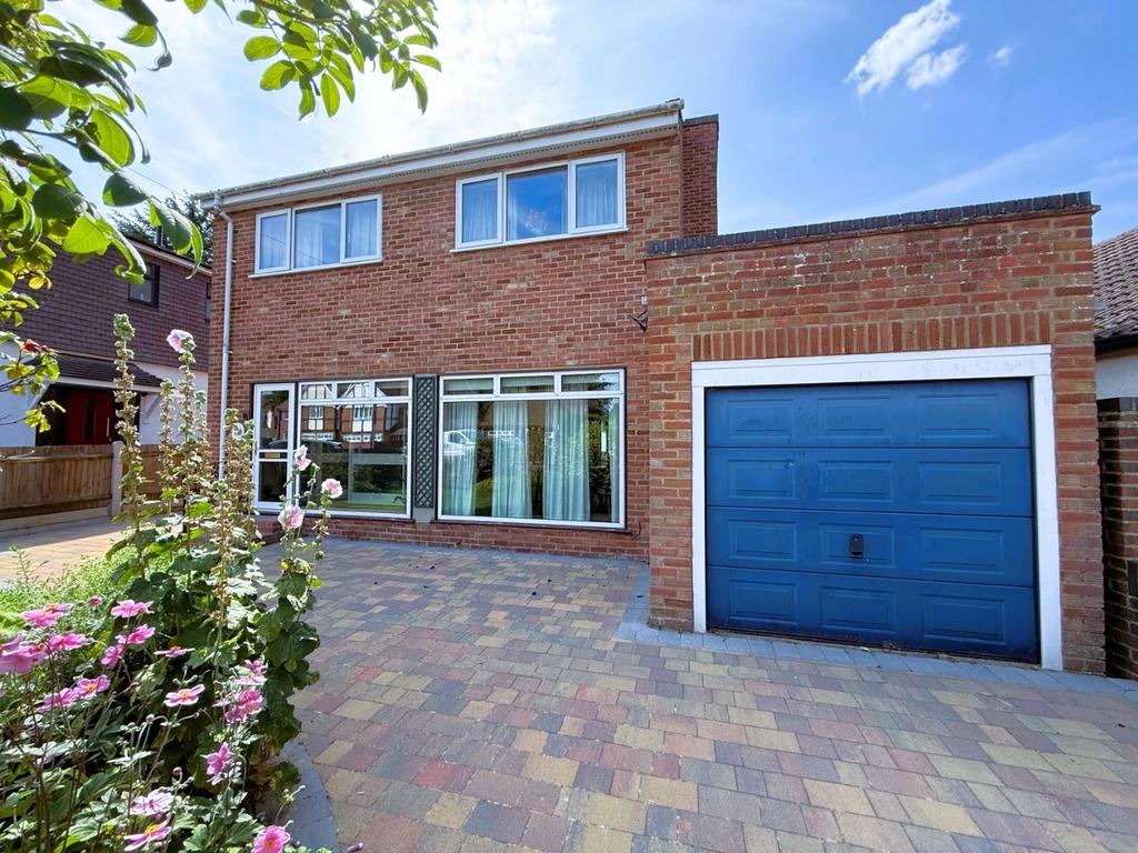 Bredhurst Road, Wigmore 4 bed detached house - £600,000