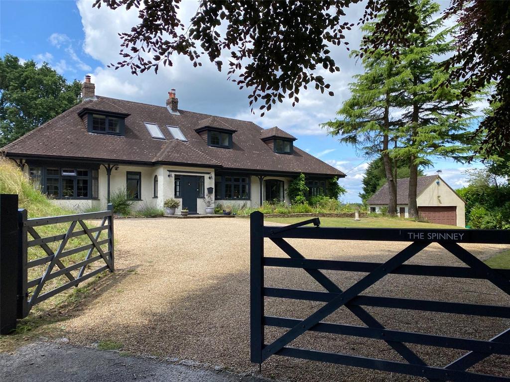 Newick Lane, Heathfield, East Sussex... 5 bed detached house for sale ...
