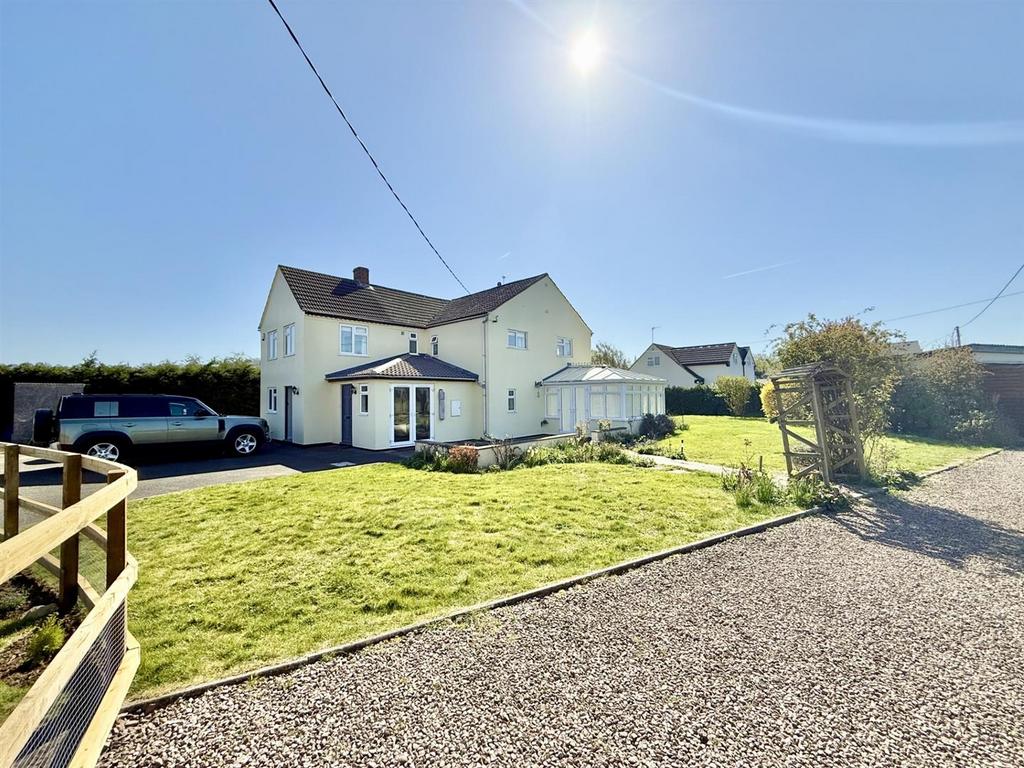 Gloucester Road, Hartpury GL19 4 bed detached house for sale - £550,000