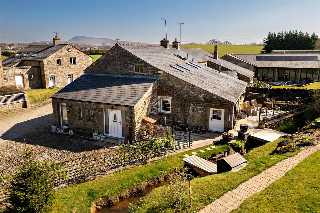 High Meadow Barn, Low Bentham 4 bed barn conversion for sale - £725,000