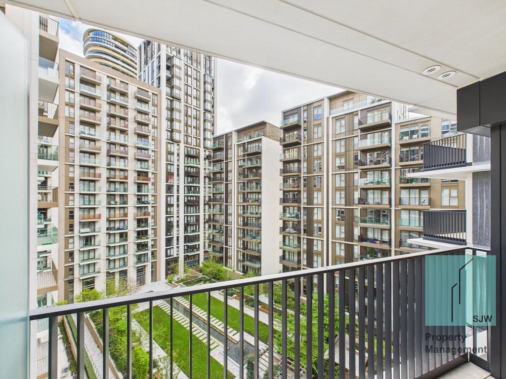 Fountain Park Way, London W12 1 bed apartment - £2,800 pcm (£646 pw)