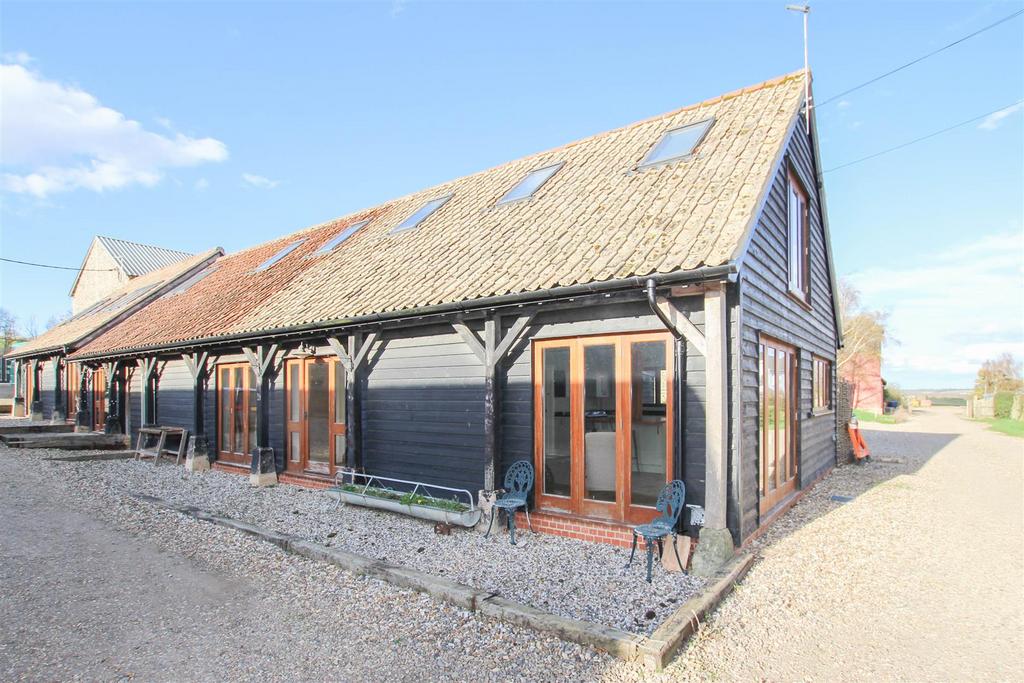 Grange Road, Ickleton Saffron Walden... 2 bed barn conversion to rent ...