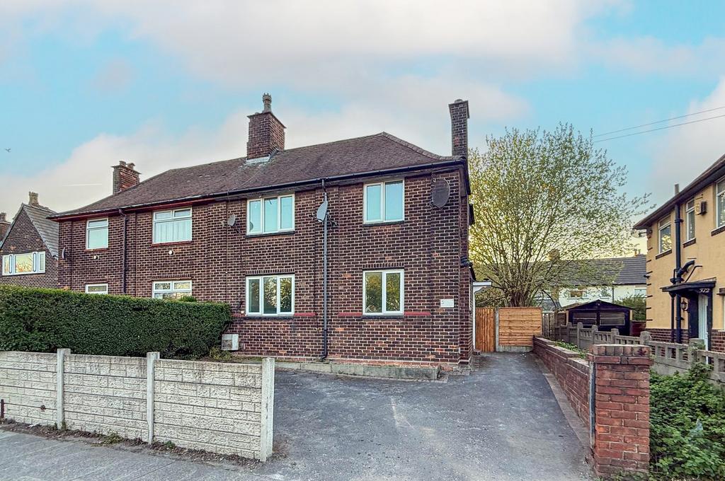 Liverpool Road, Irlam, Manchester, M44 3 bed semi-detached house - £ ...