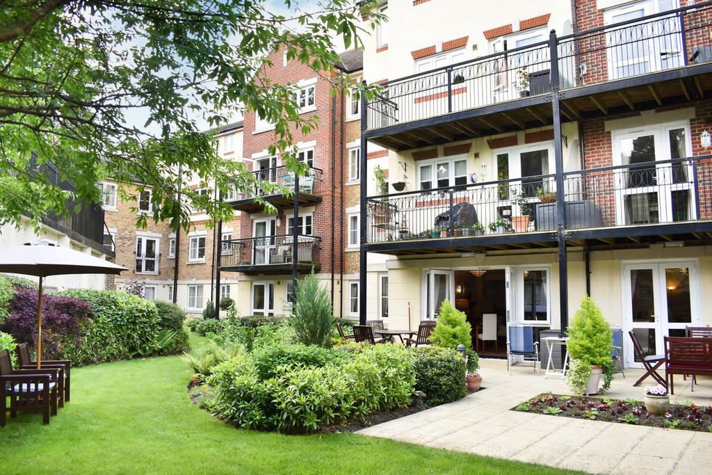 Churchfield Road, Walton-on-Thames, KT12 2 bed apartment for sale - £ ...