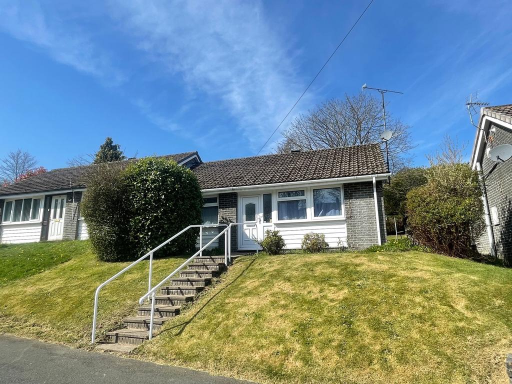 Horner Close, Stocksbridge, S36 2 bed semi-detached bungalow for sale ...
