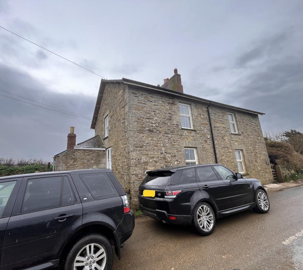 North Cliffs, Tehidy 3 bed semi-detached house to rent - £1,200 pcm (£ ...