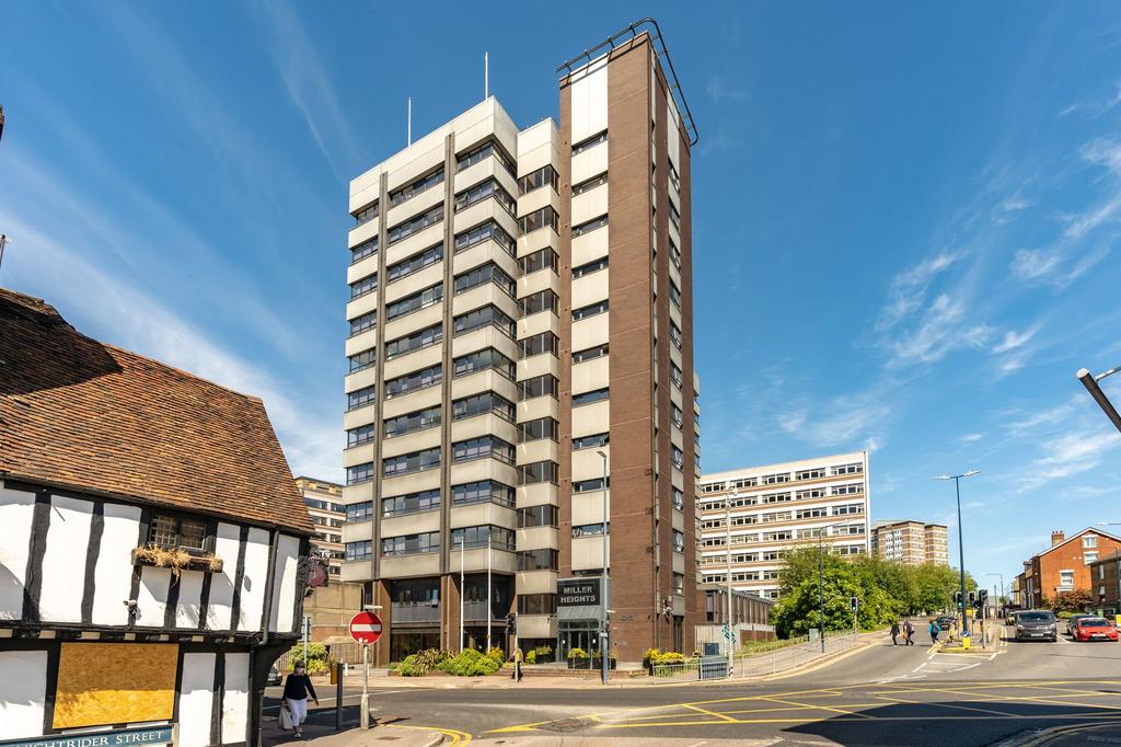 Lower Stone Street, Miller Heights, ME15 2 bed flat for sale - £140,000