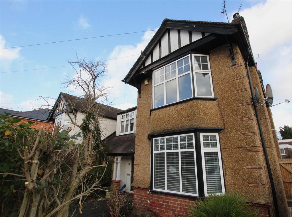Hutton Road, Shenfield, Brentwood 2 bed house - £1,500 pcm (£346 pw)