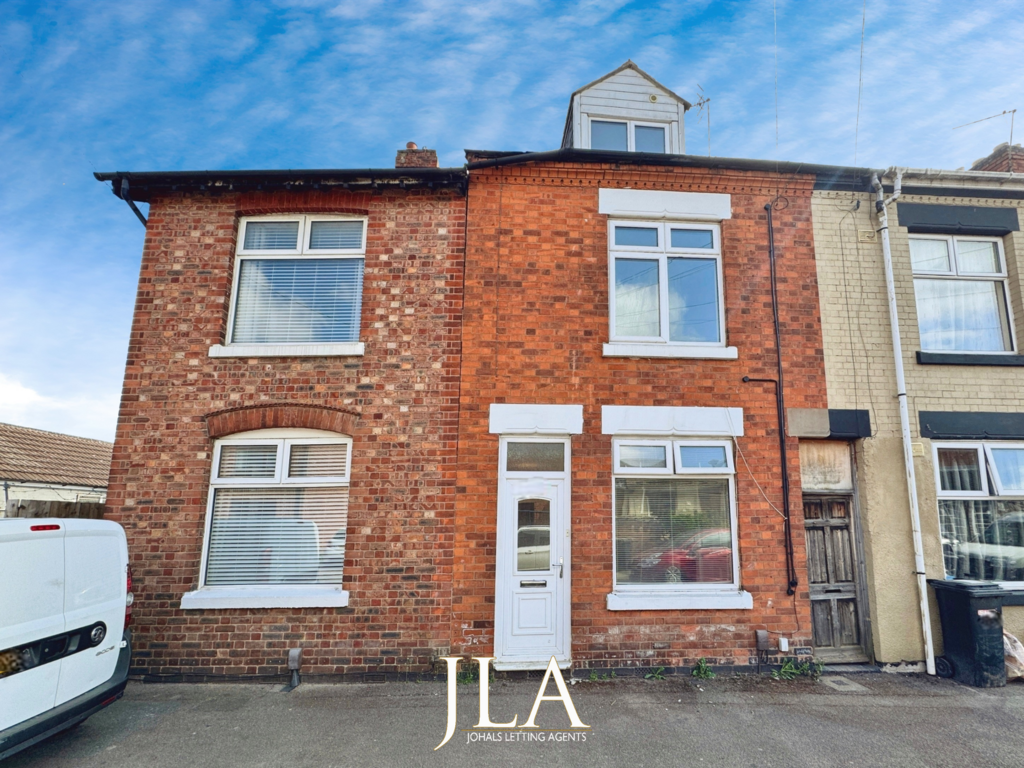 Leicester LE4 4 bed terraced house to rent - £1,350 pcm (£312 pw)