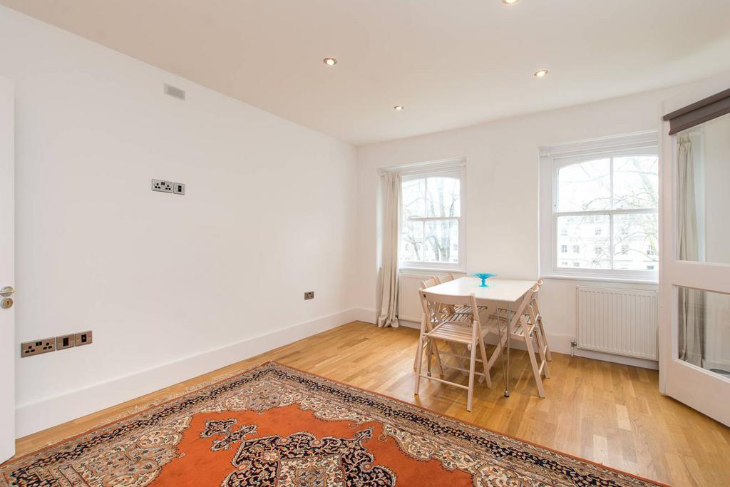 Cornwall Gardens, South Kensington... 2 bed flat to rent - £3,900 pcm ...