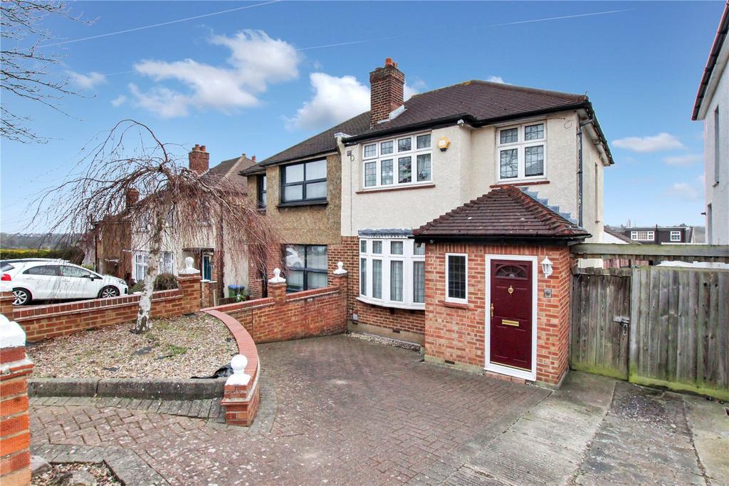 Duncroft, Plumstead, SE18 3 bed semi-detached house for sale - £465,000