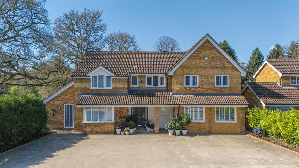 Park Close, Sywell, Northampton 5 bed detached house for sale - £1,350,000
