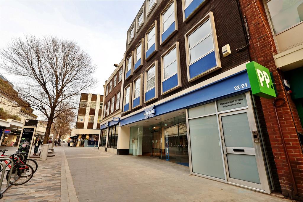 Commercial Way, Woking, Surrey, GU21 1 bed apartment - £1,300 pcm (£300 pw)