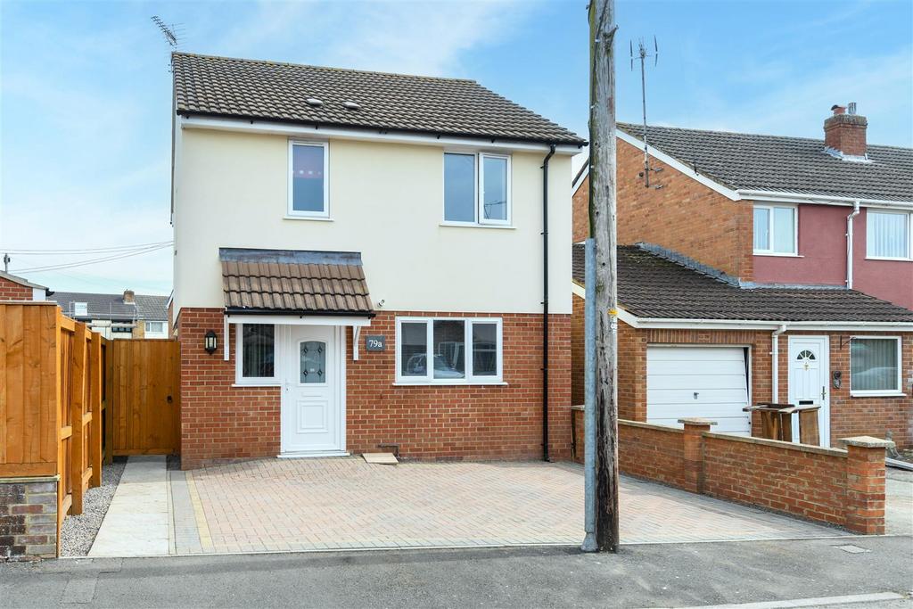 Chantry Gardens, Southwick, Trowbridge 3 bed detached house - £289,950