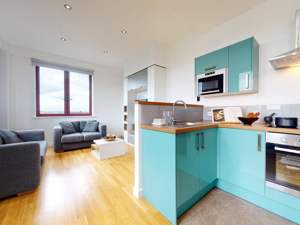 Apt 14, Q One Residence, Wade Lane LS2 2 bed apartment to rent - £1,832 ...