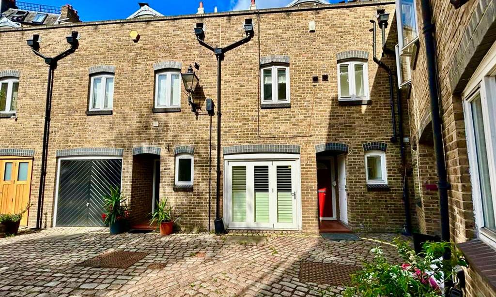 Celbridge Mews, London W2 2 bed terraced house to rent - £3,998 pcm (£ ...