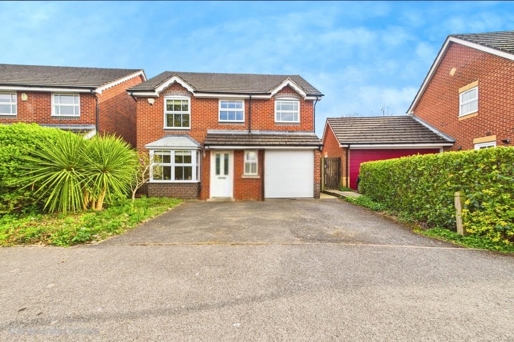 Voller Drive, Tilehurst, Reading... 4 bed detached house for sale - £ ...