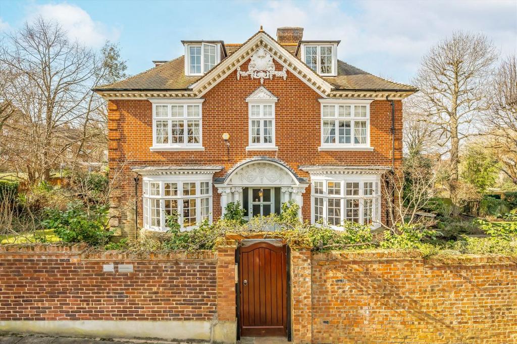 Chartfield Avenue, London SW15 7 bed house - £3,999,950