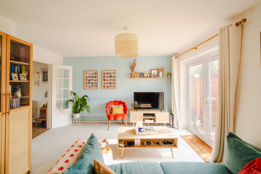 Bristol BS10 2 bed end of terrace house for sale - £340,000