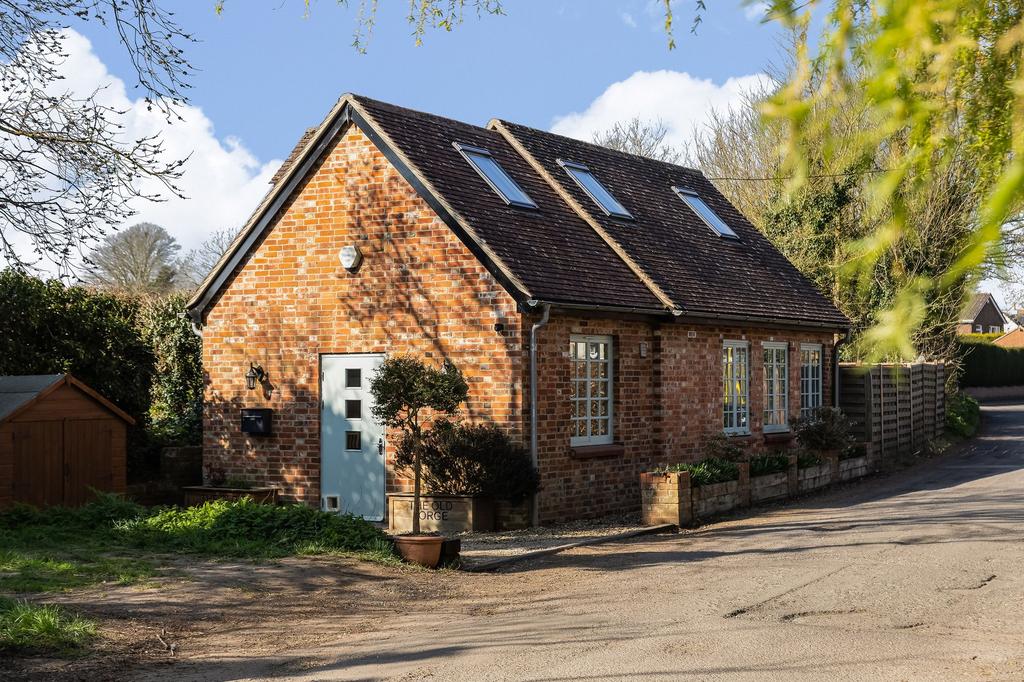 Abingdon OX14 2 bed detached house for sale - £450,000