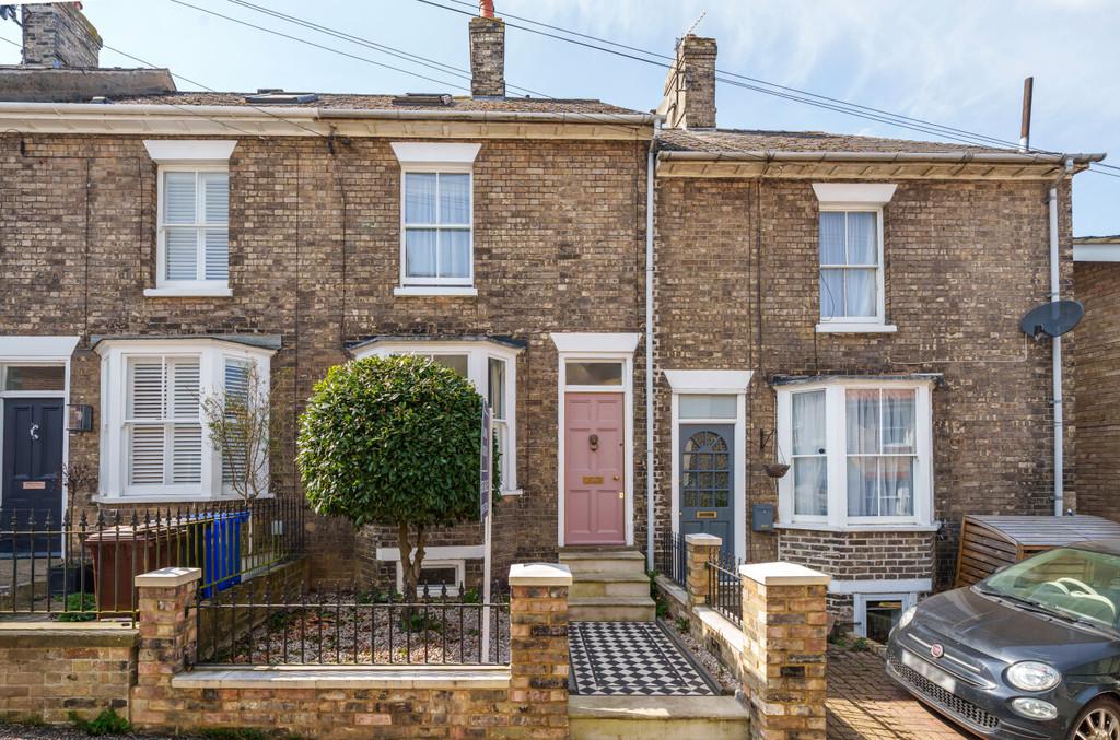Garland Street, Bury St. Edmunds IP33 3 bed townhouse - £419,950