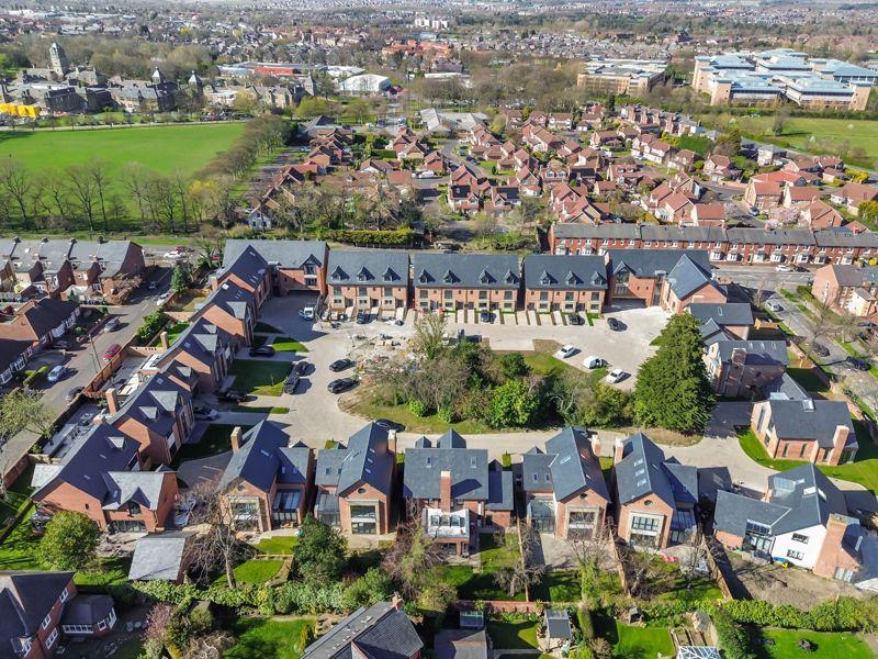 26 Sycamore Square, Gosforth... 4 bed terraced house for sale - £625,000