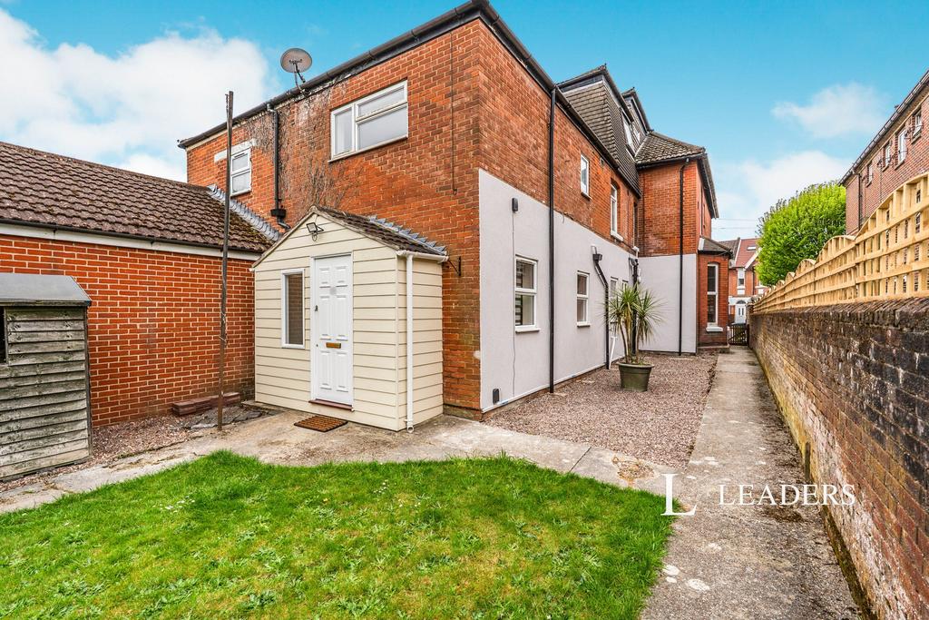 Landguard Road, Southampton SO15 1 bed apartment - £925 pcm (£213 pw)