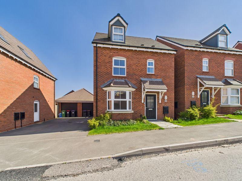 Jackson Drive, Telford TF4 4 bed detached house - £299,000