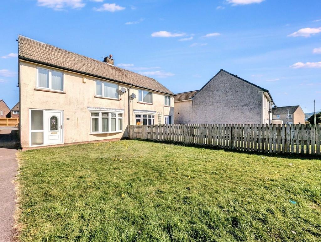 Keats Drive, Egremont CA22 3 bed semi-detached house - £110,000