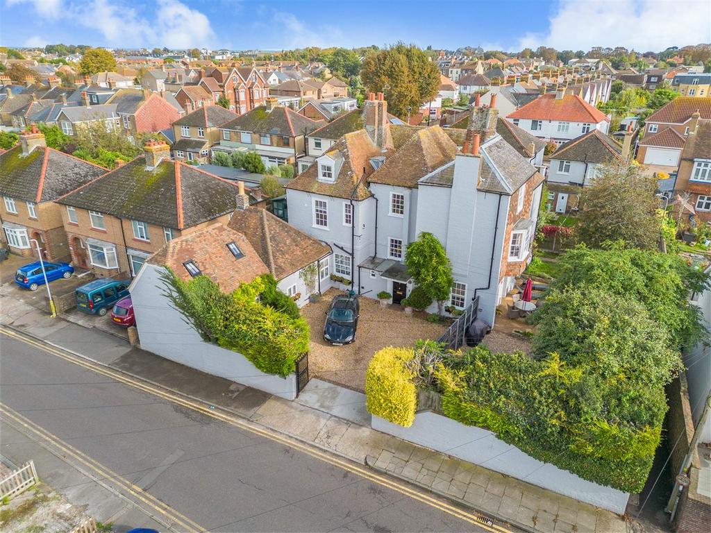 Middle Deal Road, Deal, Kent 6 bed detached house for sale - £1,250,000