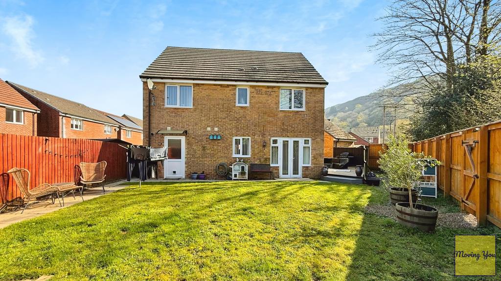 Golwg Y Mynydd, Godrergraig, Swansea... 4 bed detached house for sale ...