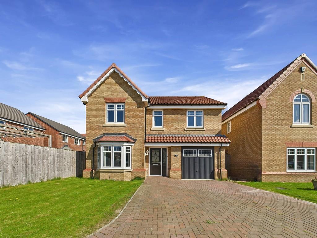Ripple Walk, Chesterfield 4 bed detached house - £375,000